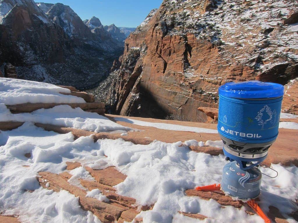 MSR WindBurner vs Jetboil MiniMo - Which Stove Should You Buy? - All ...