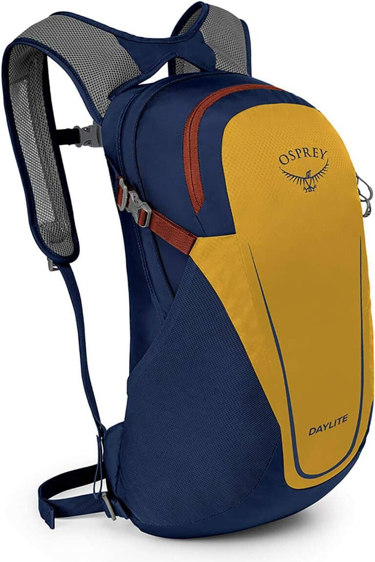A Review of The Versatile Osprey Daylight Daypack - Your Perfect ...